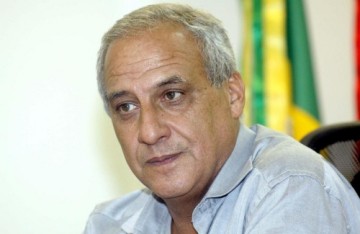 DERLY DEIXA O GOVERNO APÓS 12 ANOS E VAI PARA A INICIATIVA PRIVADA ...