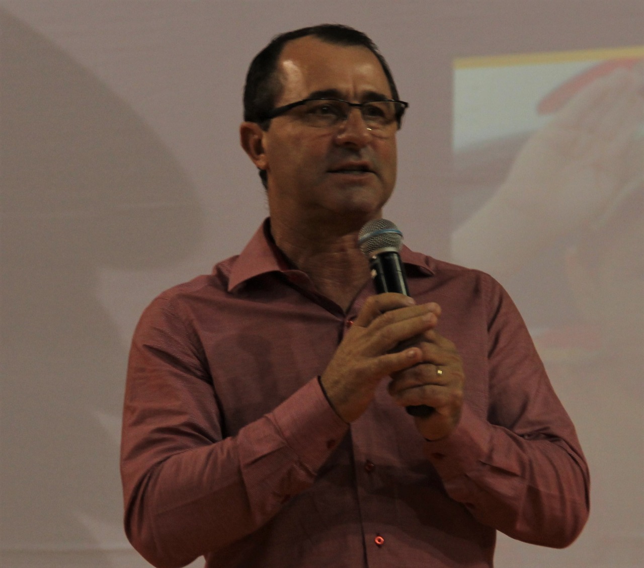 Prefeito se posiciona contra dinheiro público para campanhas eleitorais ...