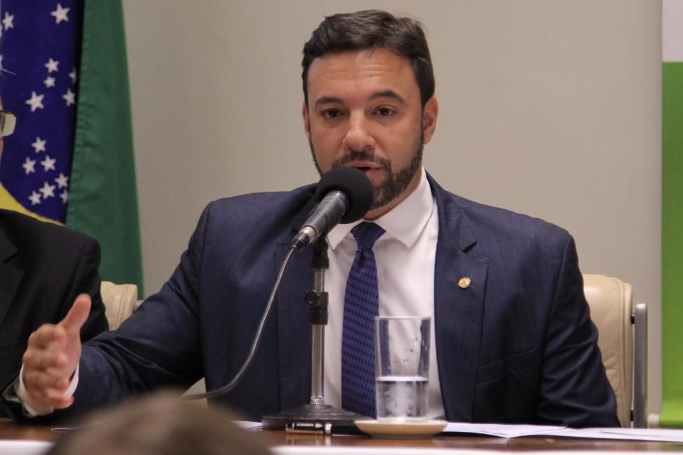 Daniel Freitas está entre os cinco melhores deputados de SC, segundo o ...
