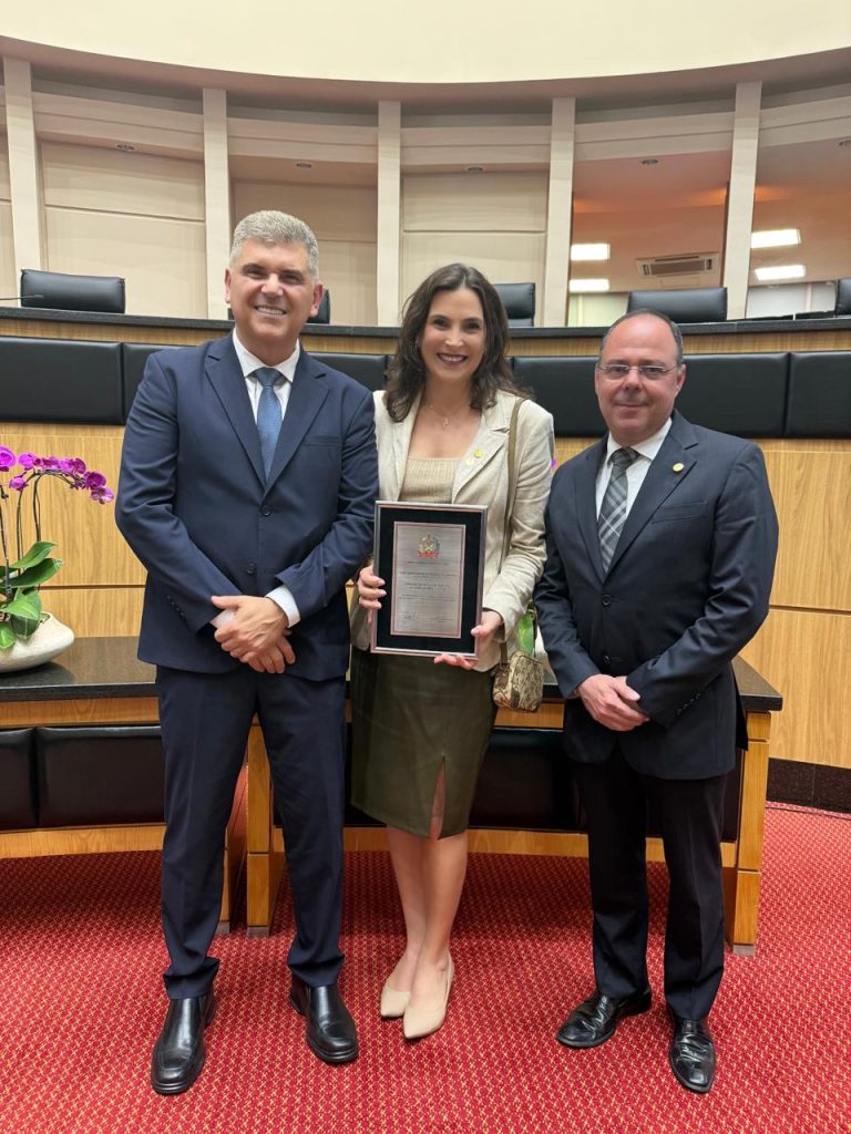 CRM-SC é homenageado na Alesc em sessão especial pelo Dia do Médico ...